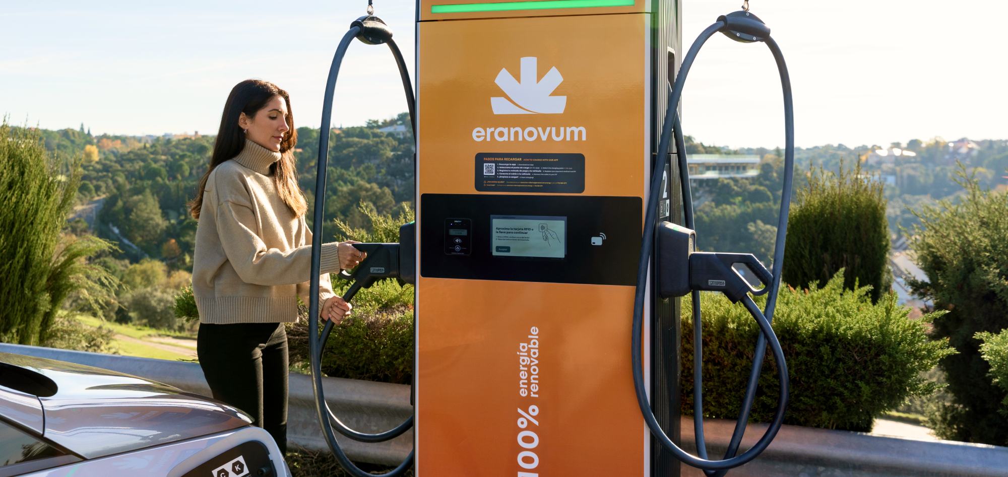 ¿Cómo se carga un coche eléctrico? Todo lo que debes saber | Eranovum